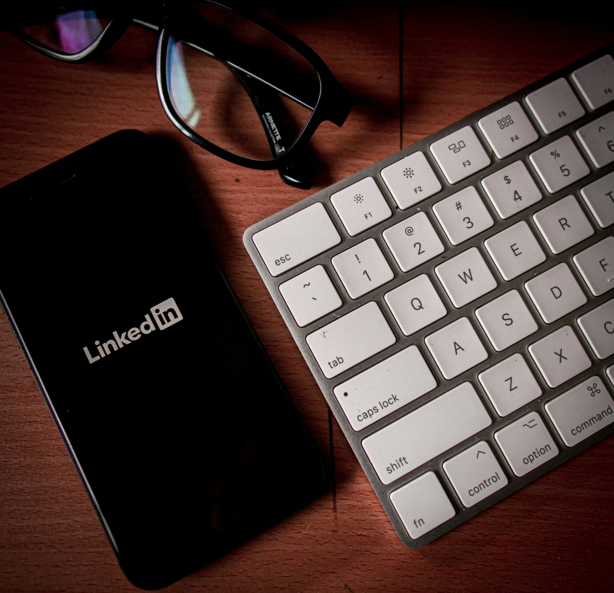 5 Reasons To Use Short Videos On LinkedIn - Keenya Kelly